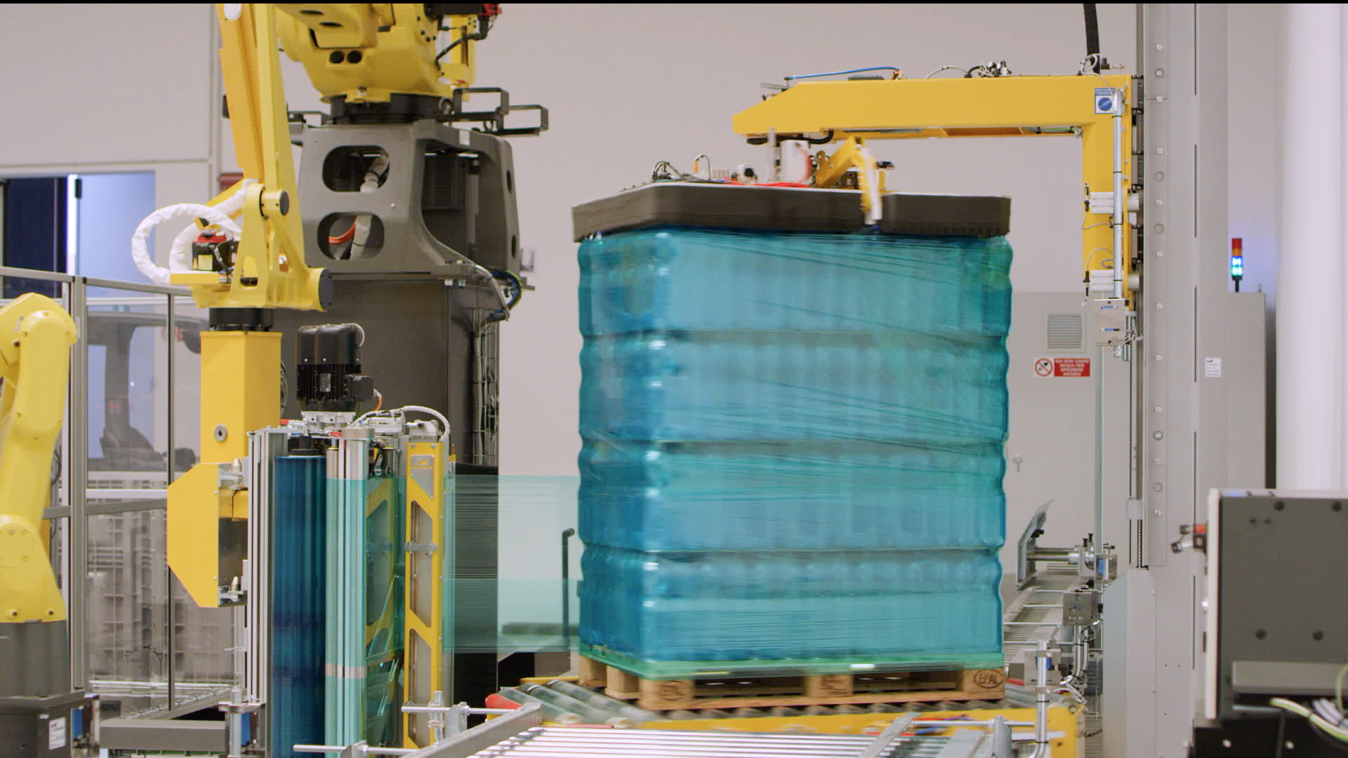 Robotized systems to increase the Smart Factory sustainability ...